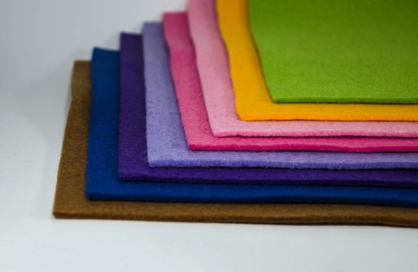 Top Uses of Woolen Felt Sheets in Industrial Applications